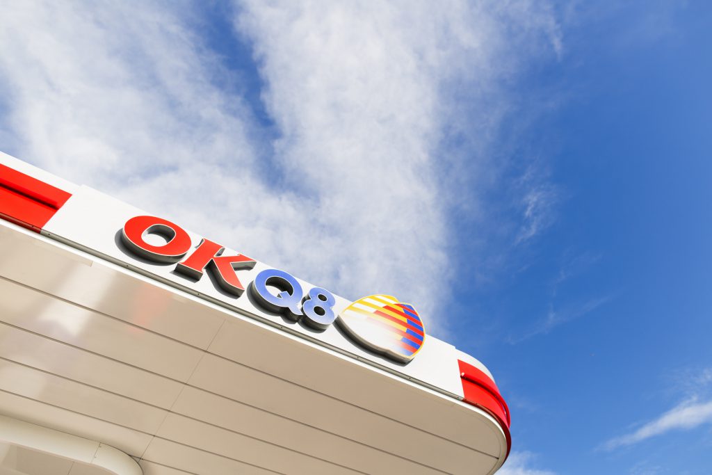 okq8 logo mot himmel - Pro4u